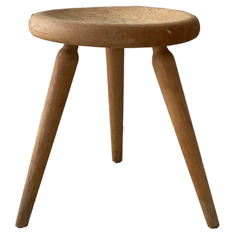 Primitive Milk Stool Round Three Legged in Light Wood For Sale at 1stDibs