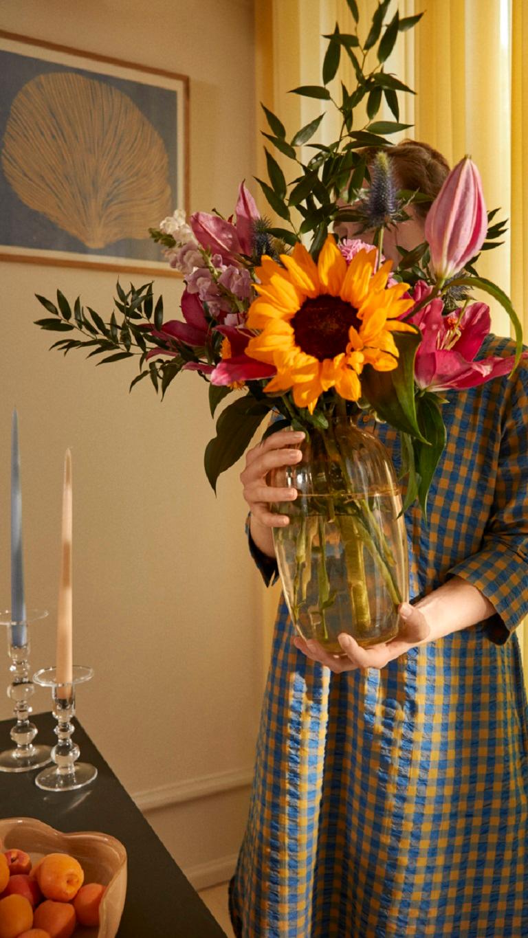 Primula Vase Amber For Sale at 1stDibs