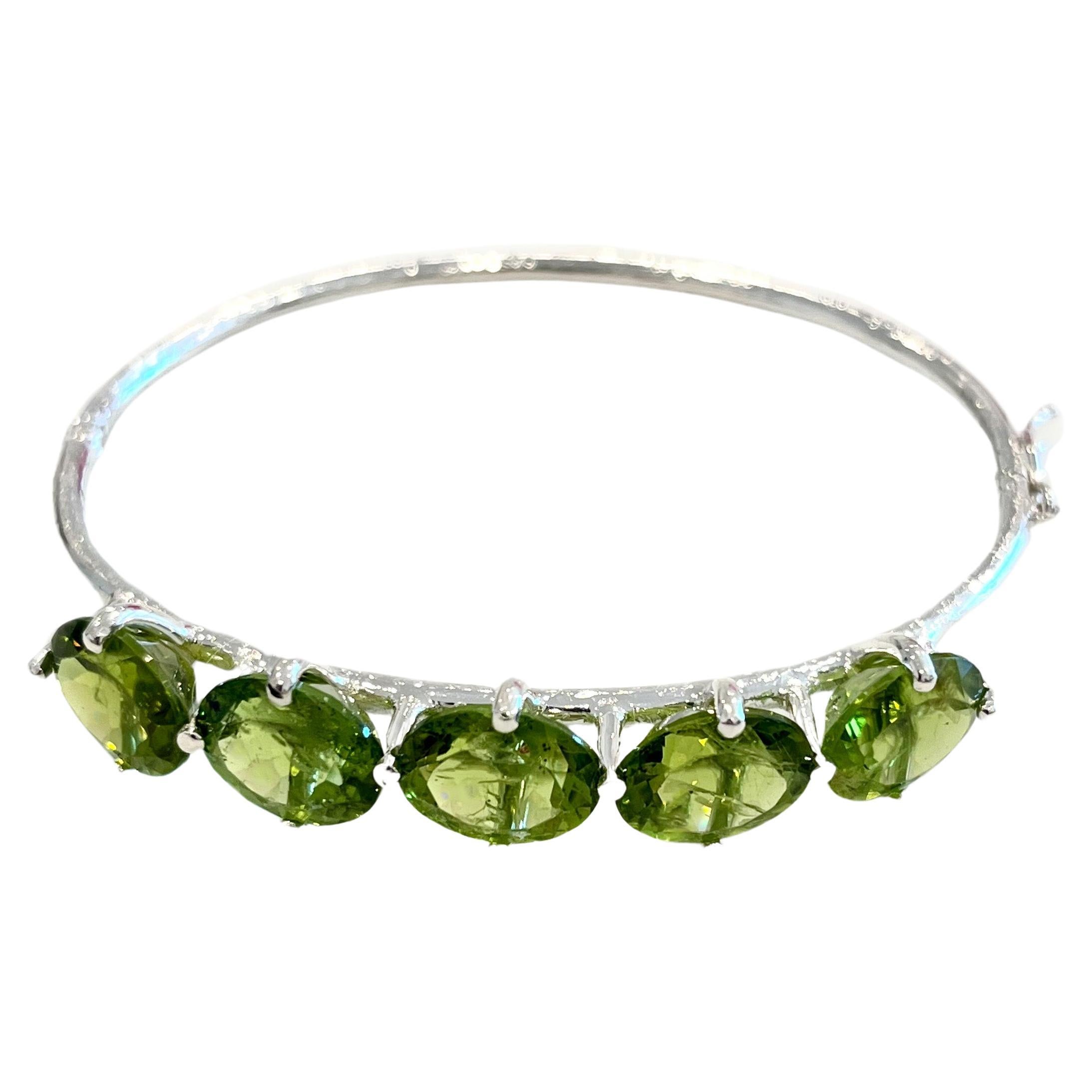 Princess Bangle in Peridot and Sterling Silver For Sale at 1stDibs