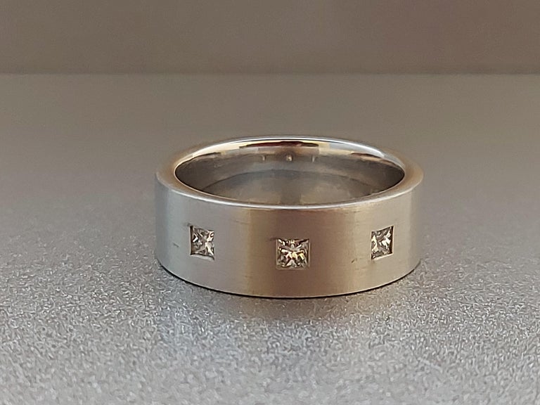 Princess Cut Diamond Set Ring For Sale at 1stDibs