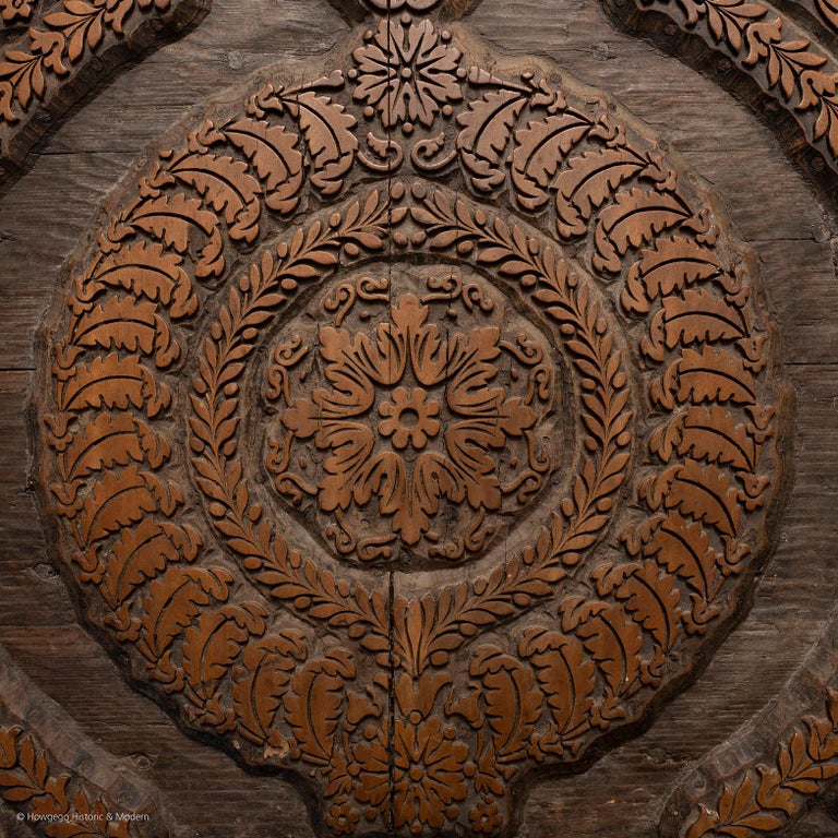 Printing Block Wallpaper Complete Repeat Empire Acanthus Leaf Roundel ...