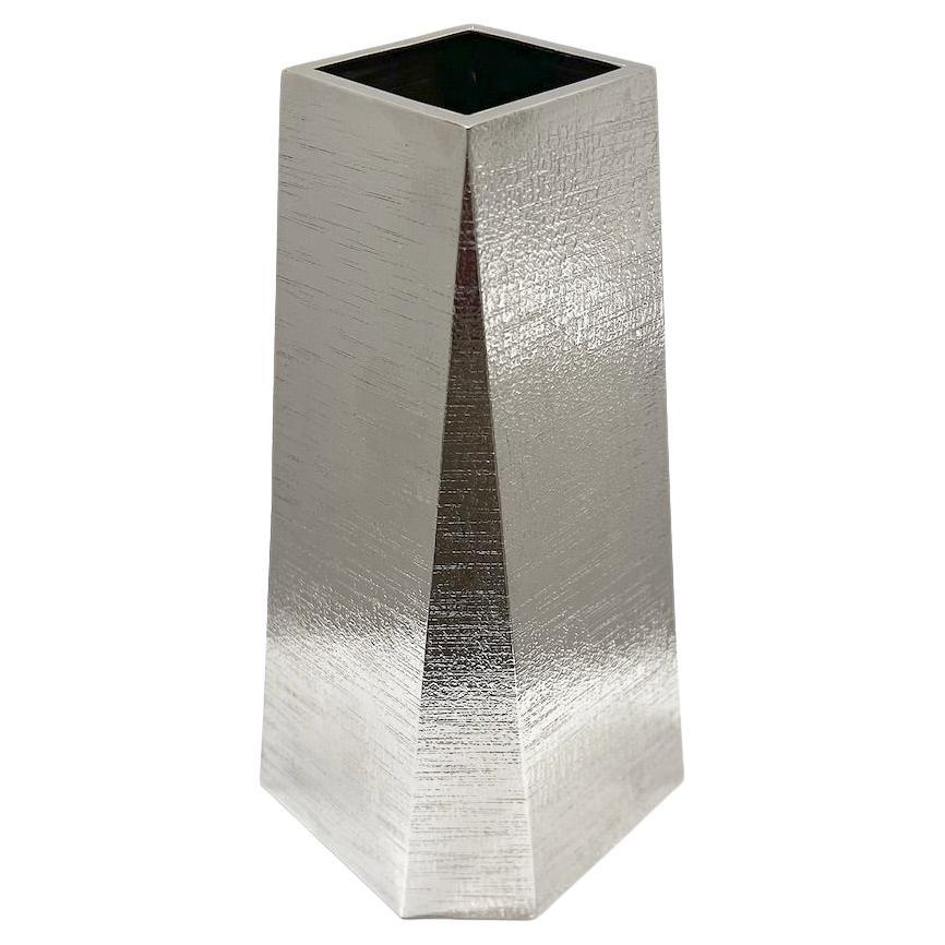 Prisma Vase Hammered 24 karat yellow gold plated metal Modern 21st ...