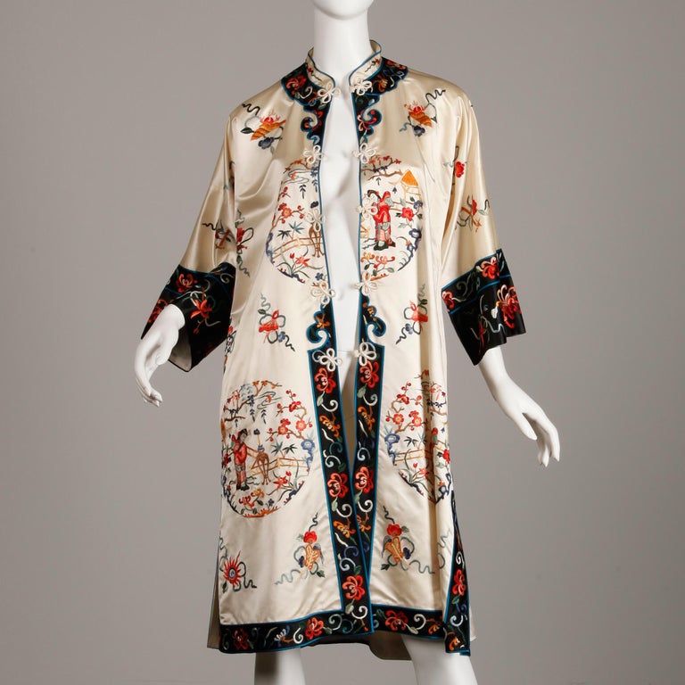 Pristine 20th C. Vintage Chinese White Embroidered Figures + Flowers ...