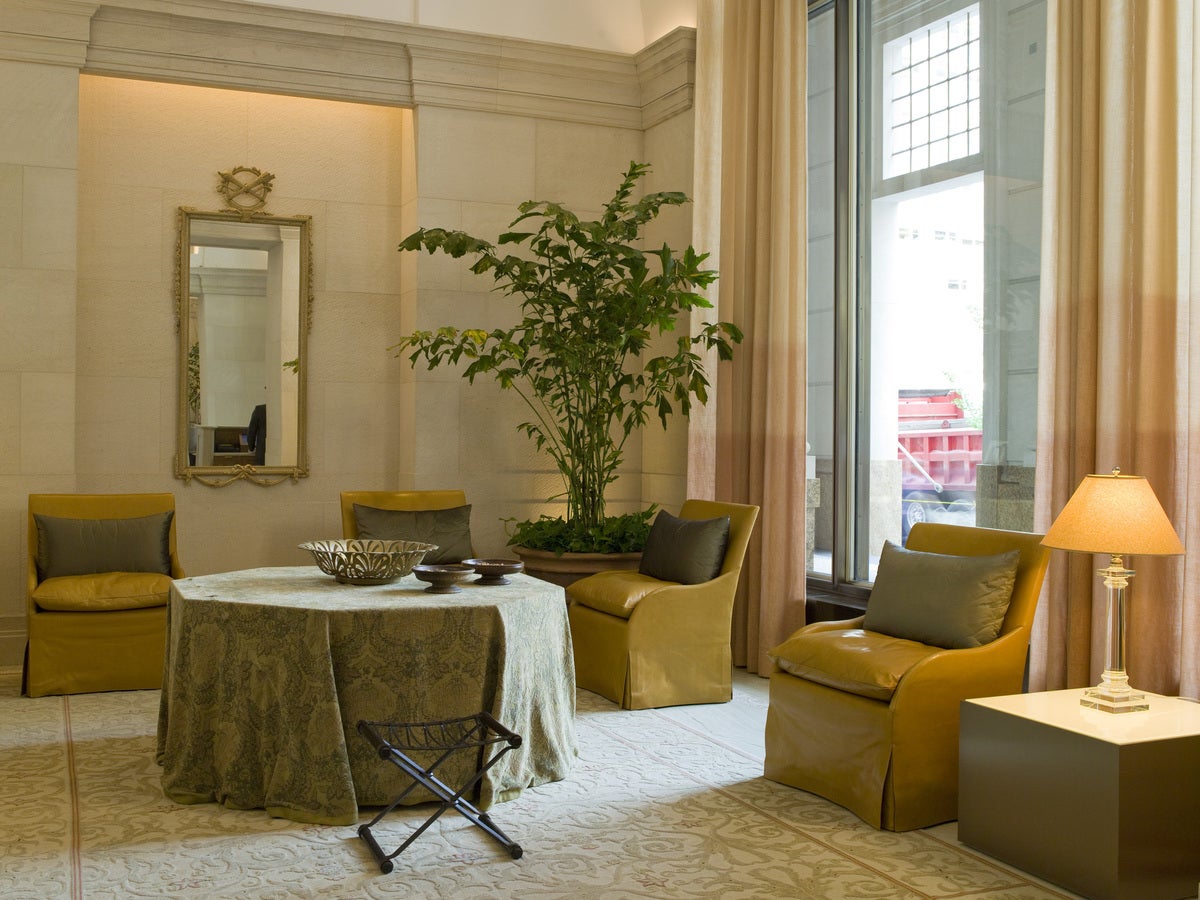 Traditional Lobby and Reception in New York, NY by Saladino Group, Inc.