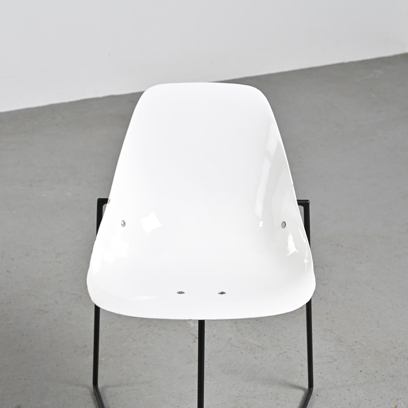 Prototype of "Coccinelle" chairs by René-Jean Caillette, Steiner For ...