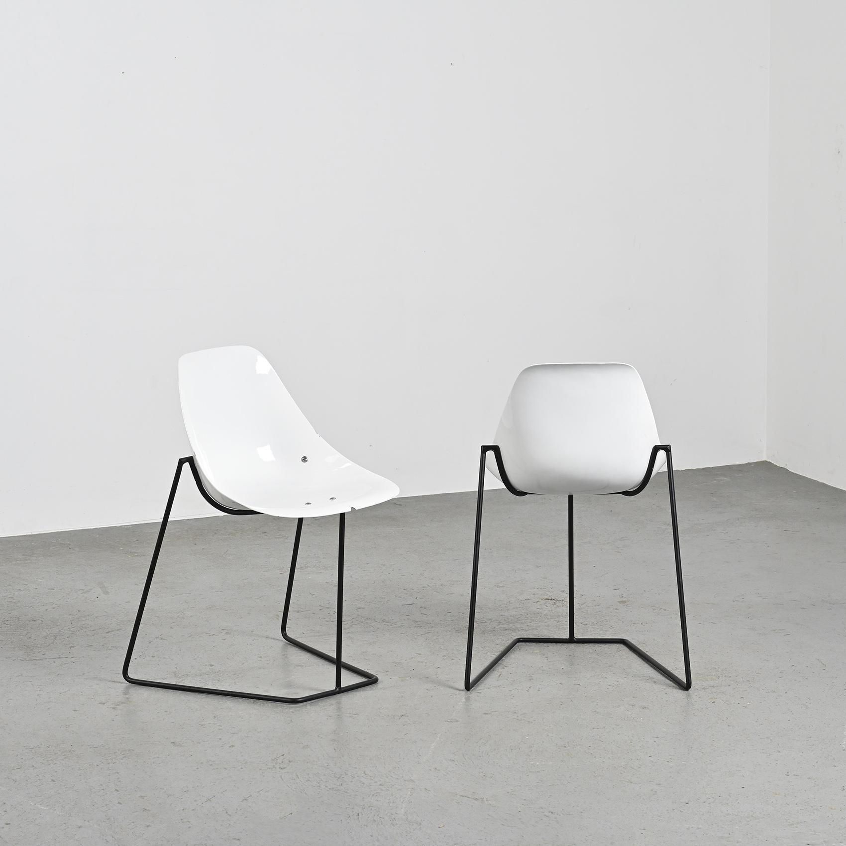 Prototype of "Coccinelle" chairs by René-Jean Caillette, Steiner For ...
