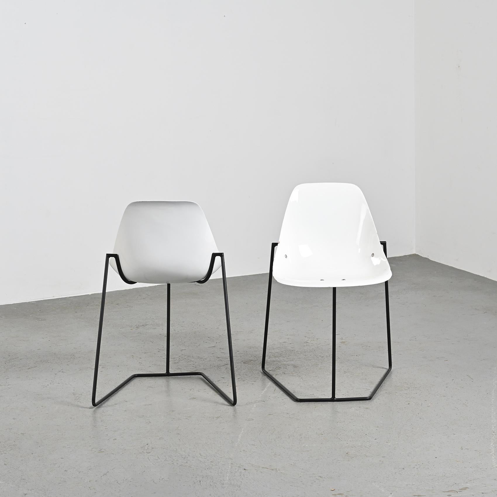 Prototype of "Coccinelle" chairs by René-Jean Caillette, Steiner For ...