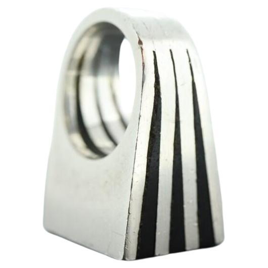 PUIG DORIA MODERNIST Ebony and sterling Silver 925 Heavy Square Signet ...