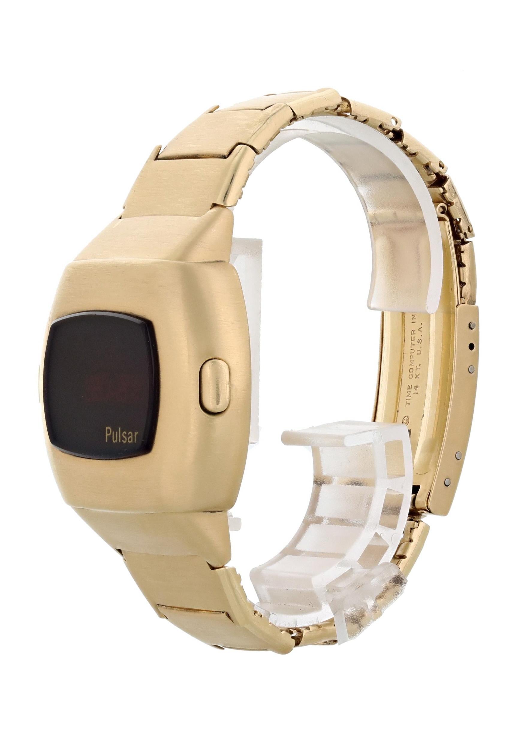 Pulsar Time Computer P3 Led Solid Gold Watch For Sale at 1stDibs ...