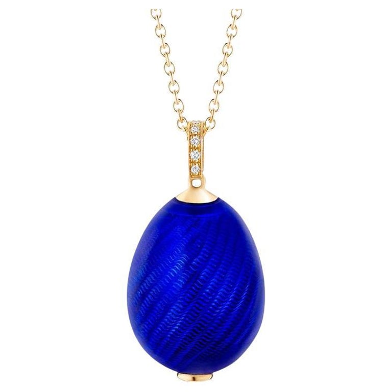 Pure Blue Pendant For Sale at 1stDibs