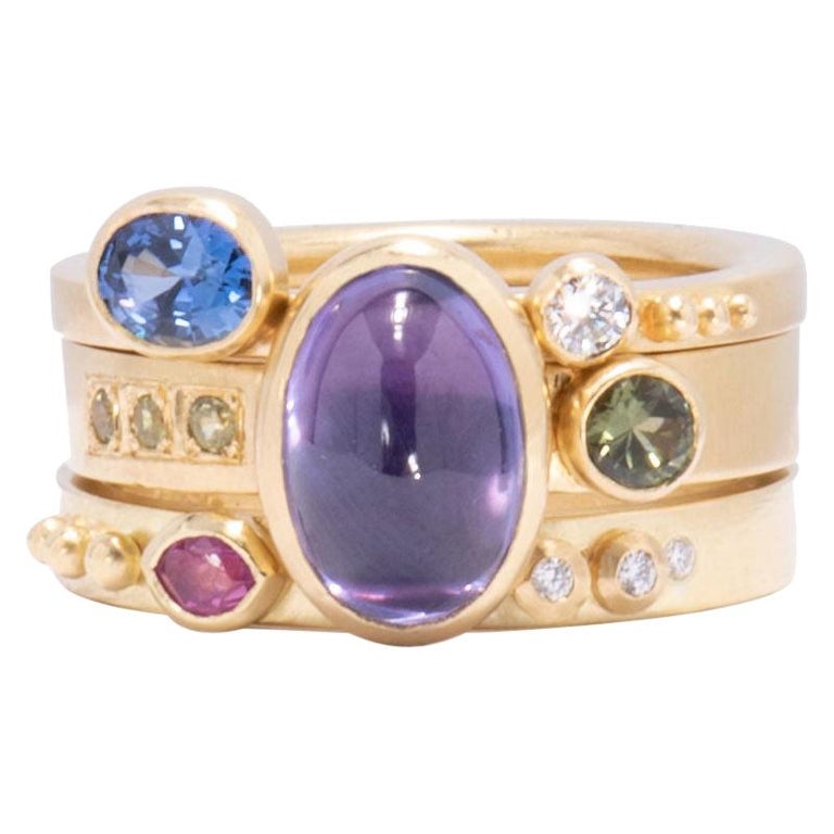 Purple Sapphire Stack Ring Set in 18 Karat Gold For Sale at 1stDibs