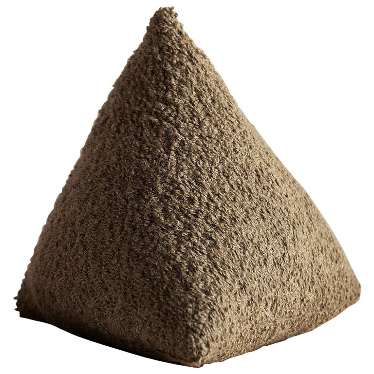 Hunt Modern Pyramid Pillow in Sandra Jordan Prima Alpaca Boucle in ...