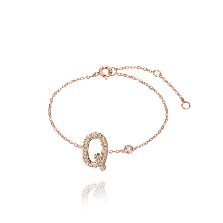 Q Initial Bezel Chain Bracelet For Sale at 1stDibs