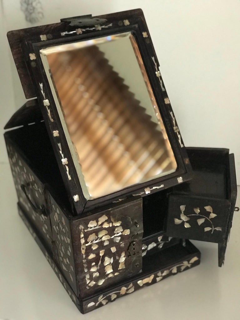 Qing Dynasty Chinese Asian Mother of Pearl Folding Jewelry Box w Mirror ...