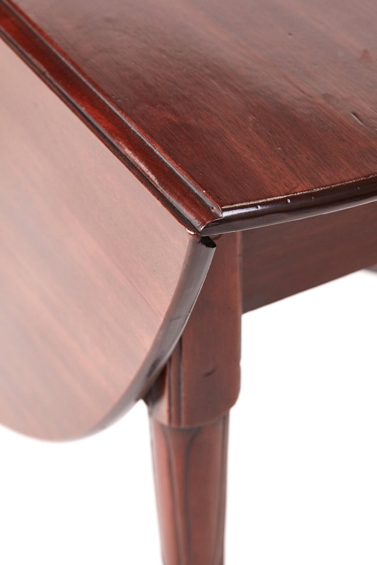 Quality Antique George III Mahogany Dining Table For Sale at 1stDibs