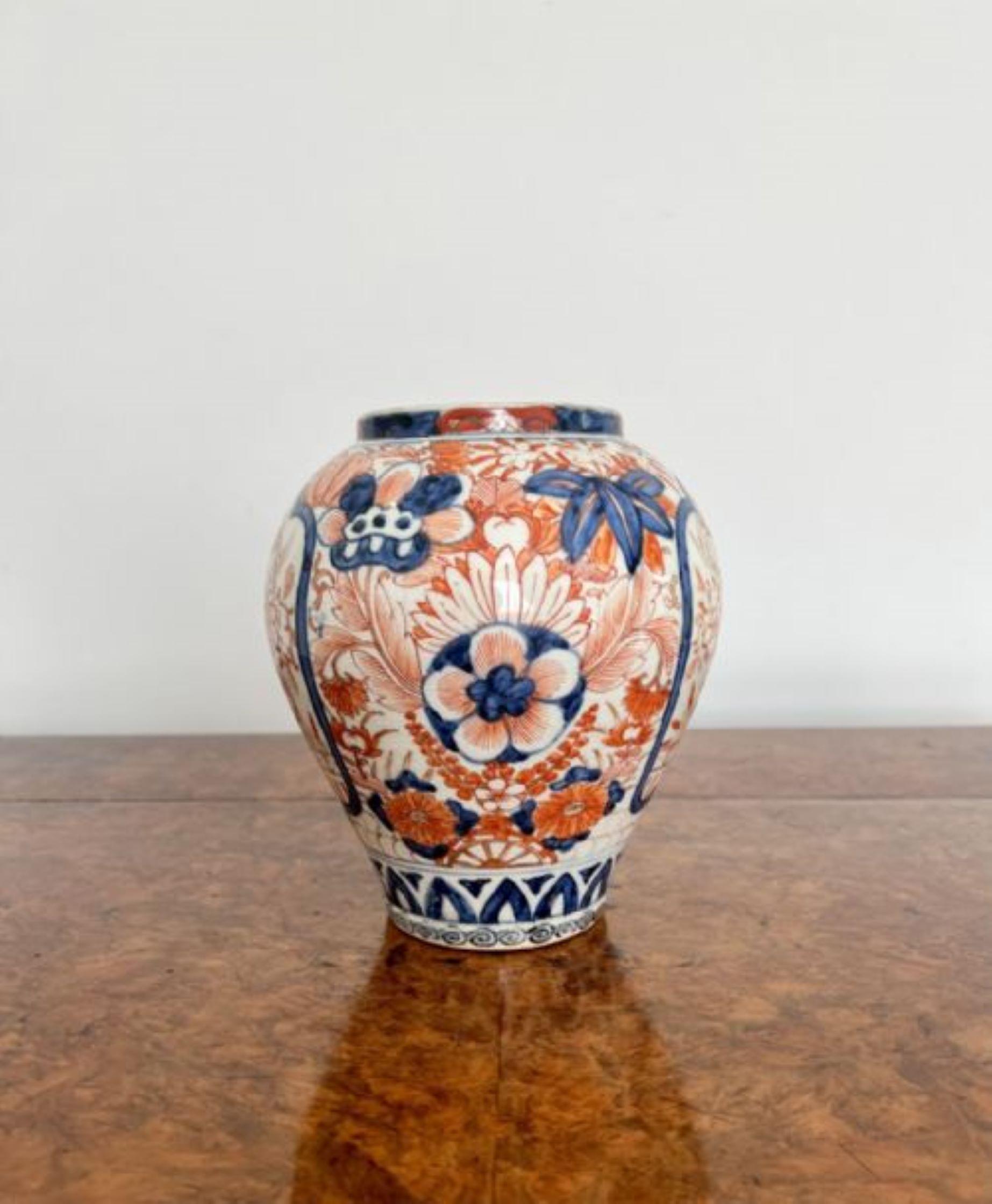 Quality antique Japanese imari vase For Sale at 1stDibs