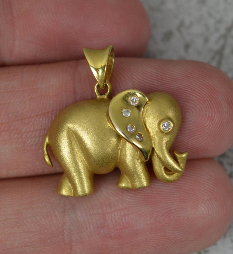 Quality Solid 18 Carat Gold and Diamond Elephant Pendant For Sale at ...