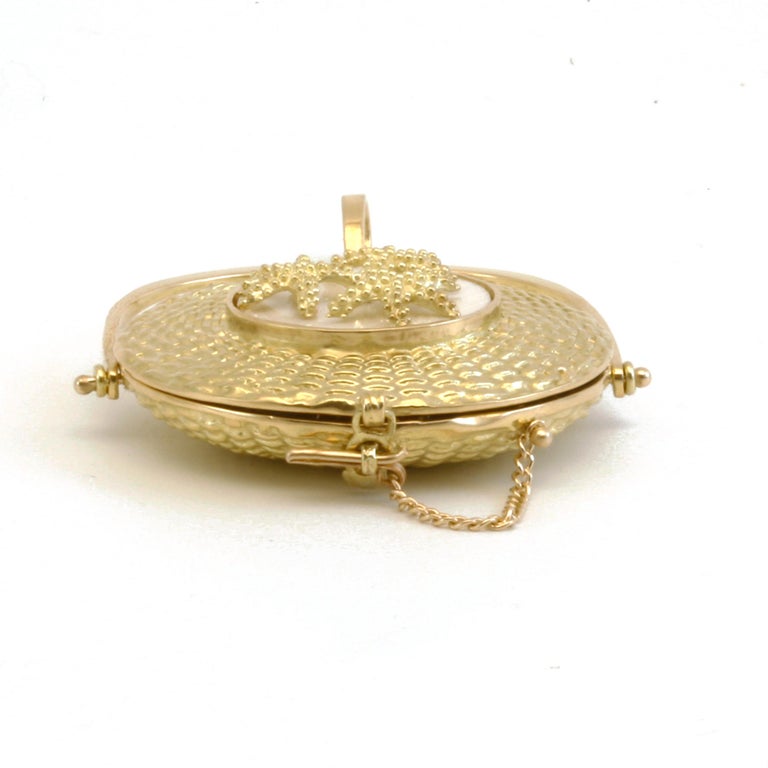 Diana Kim England 18k Nantucket Lightship Basket Miniature Locket For ...