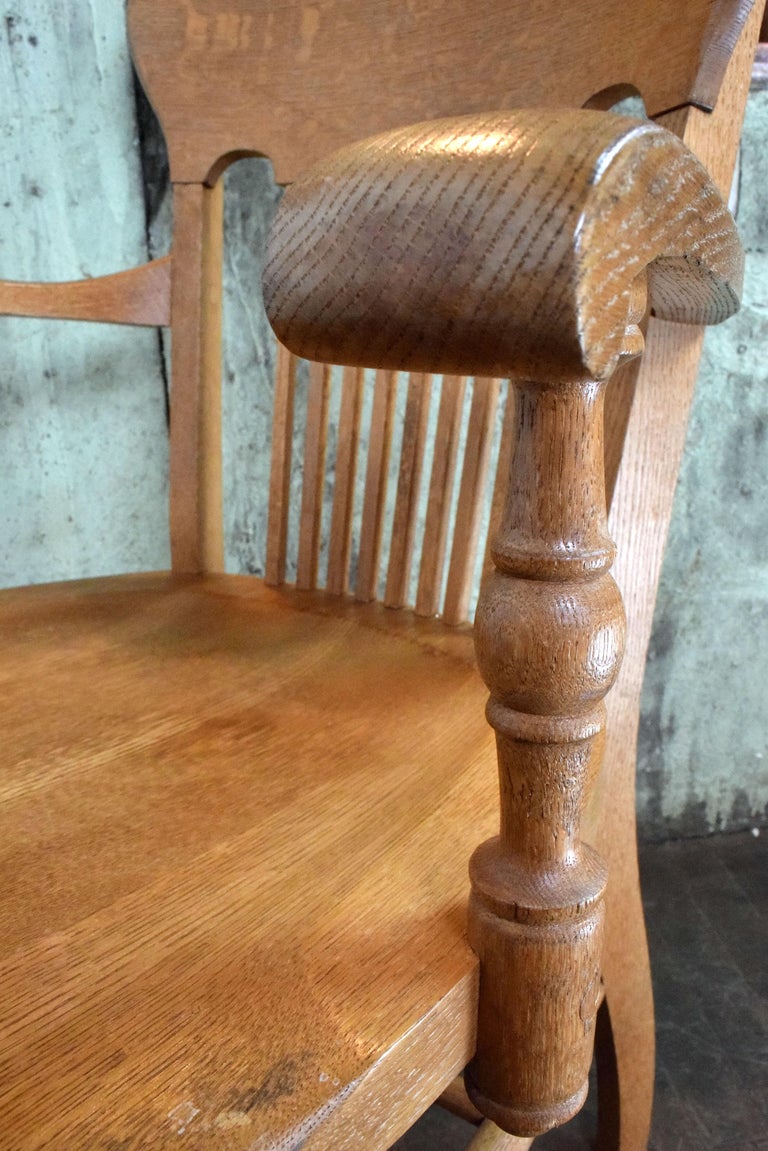 Quartersawn Oak Courtroom Chair at 1stDibs