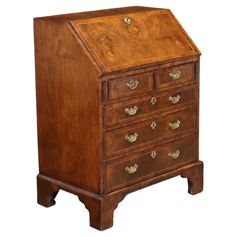 Queen Anne Chest of Drawer with Writing Desk For Sale at 1stDibs