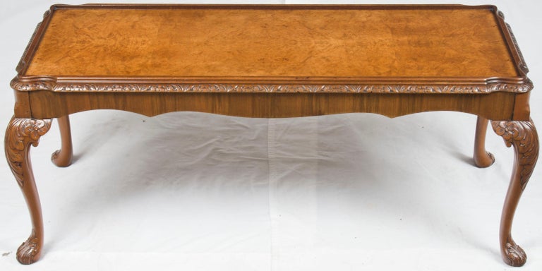 Queen Anne Style Carved Walnut Cocktail Coffee Table For Sale at 1stDibs