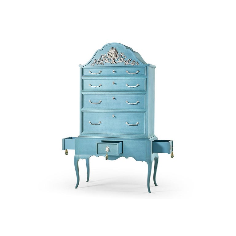 Queen Anne Style Painted Highboy For Sale at 1stDibs