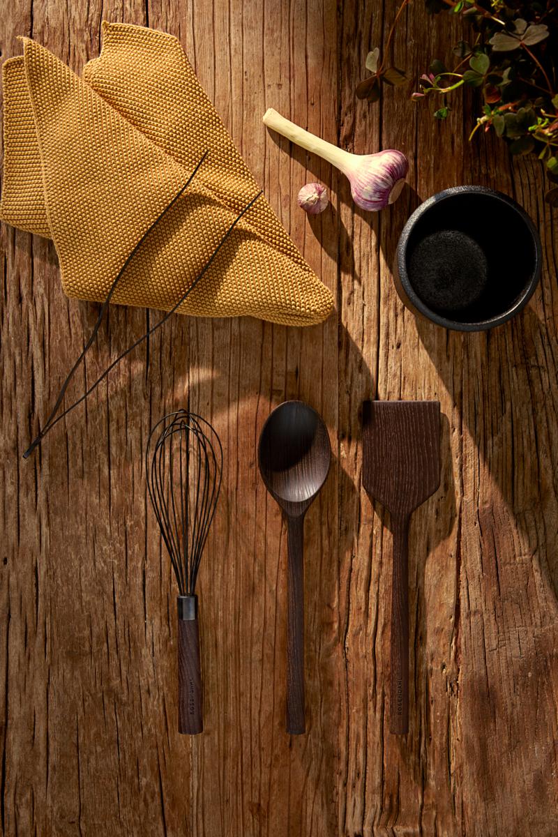 RÅ Kitchen Tweezer Tongs, Gun Metallic For Sale at 1stDibs