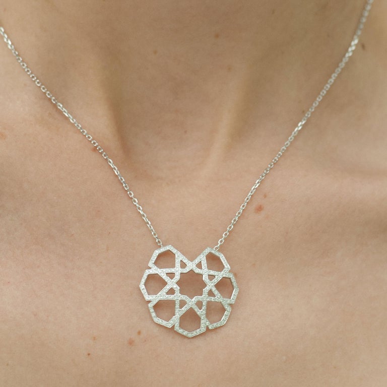 Ralph Masri Arabesque Deco Diamond Pendant For Sale at 1stDibs