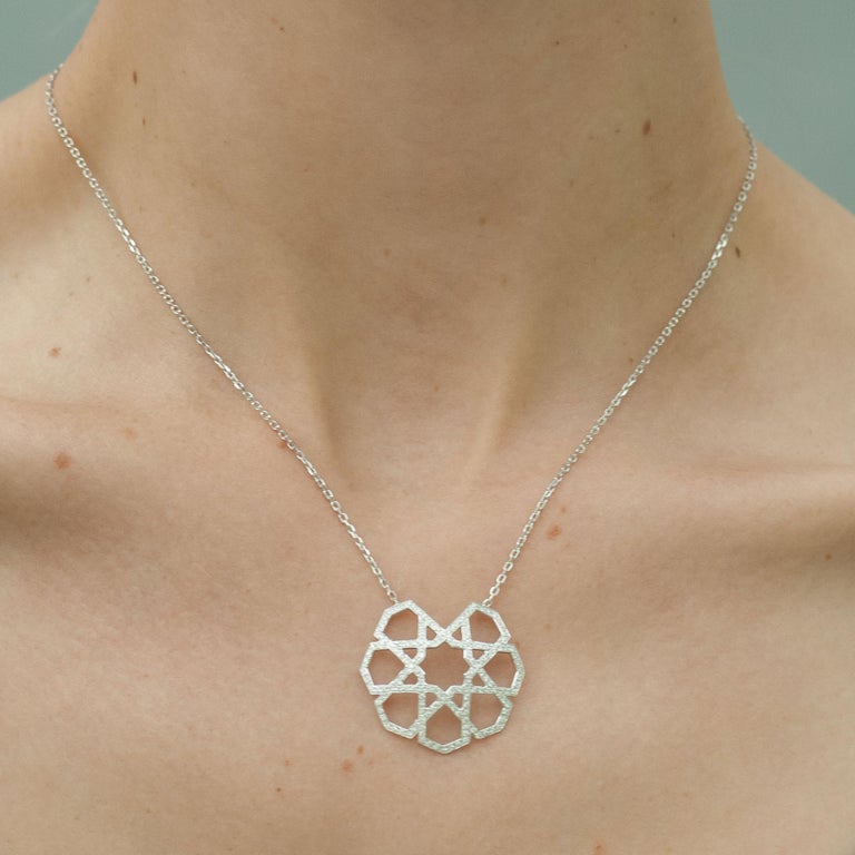 Ralph Masri Arabesque Deco Diamond Pendant For Sale at 1stDibs