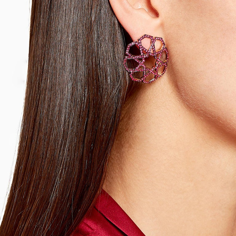 Ralph Masri Arabesque Deco Domed Ruby Earrings For Sale at 1stDibs