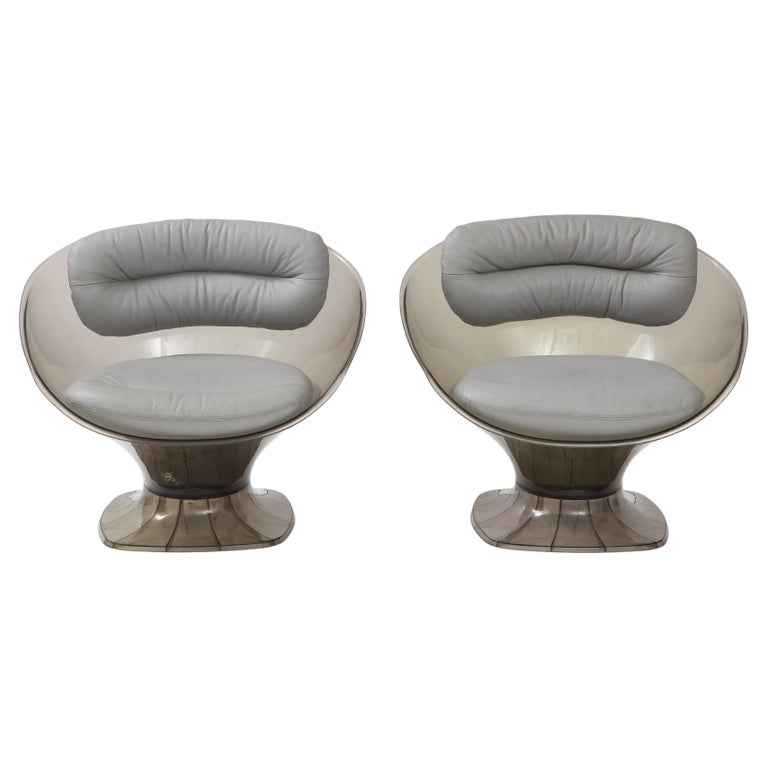Raphael France Acrylic Lounge Chairs For Sale at 1stDibs | raphael lounge
