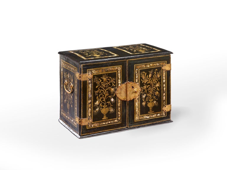 Rare 17th Century Mexican Colonial Lacquer Mother-of-pearl and Gold ...