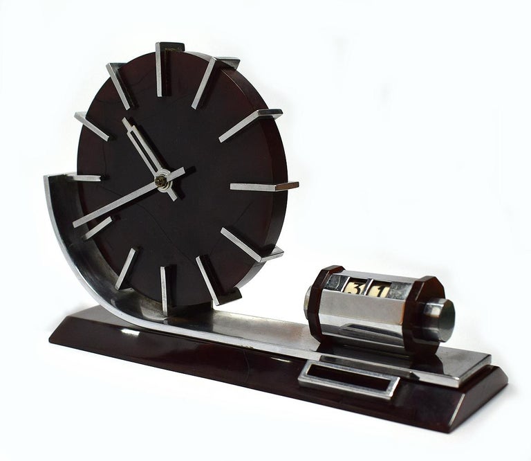 Rare 1930s Modernist Bakelite Clock at 1stDibs