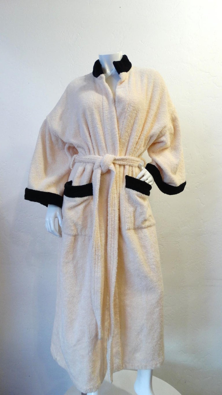 Rare 1990s Chanel "CC" Pink Robe at 1stDibs | chanel robe, chanel bath robe