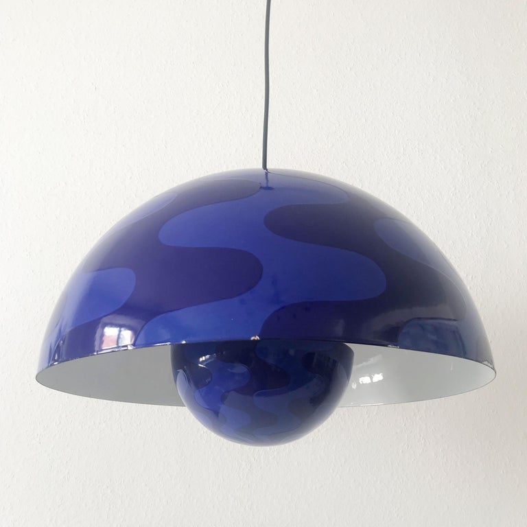 Rare and Large Flower Pot Pendant Lamp by Verner Panton for Louis ...