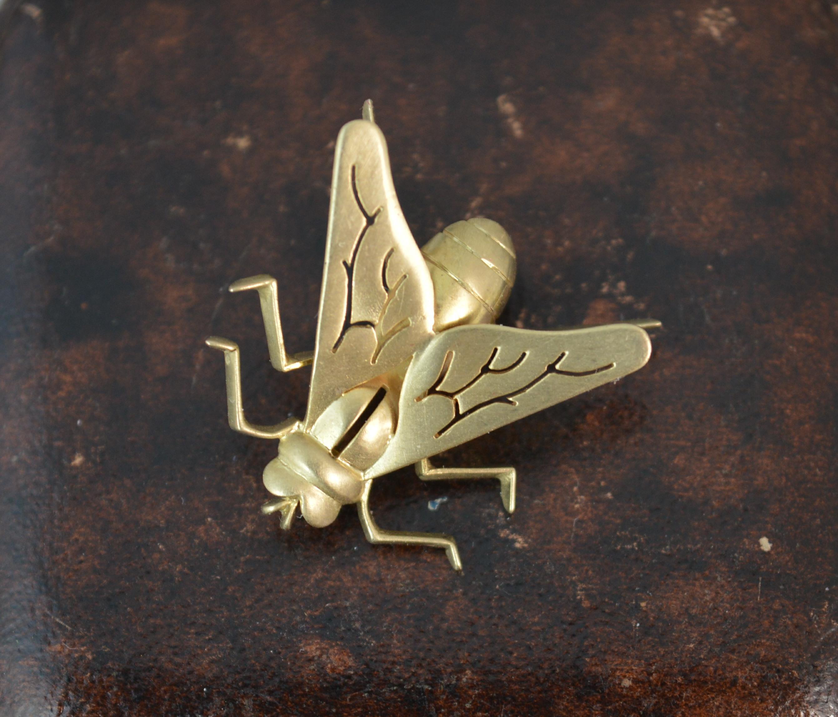 Rare Antique Boucheron 15 Carat Gold Fly Insect Brooch For Sale at ...