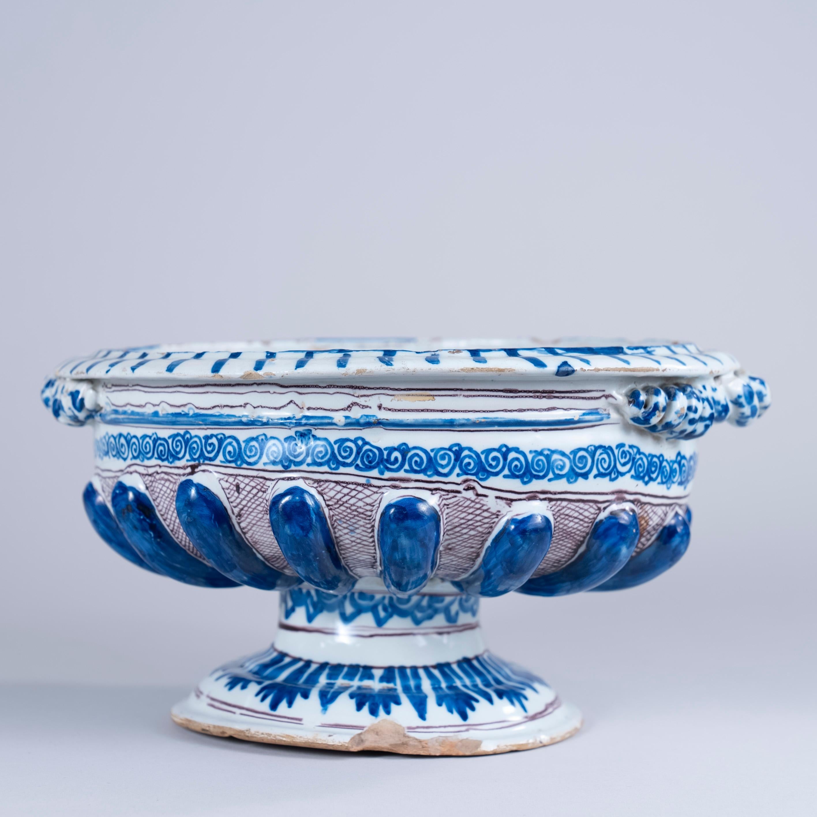 Rare, Bold Late 17th Century French Faience Bowl, Nevers, circa 1670 ...