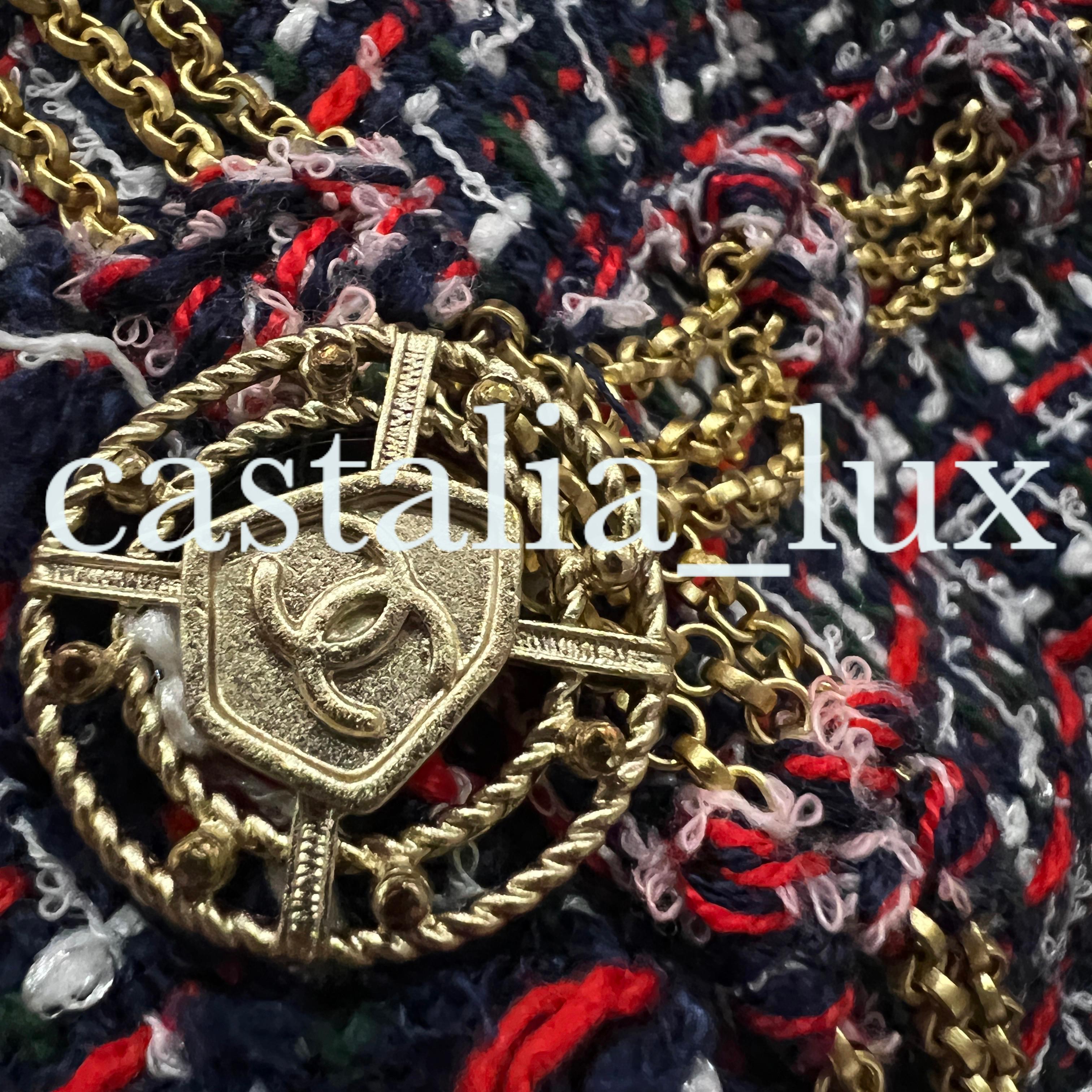 Rare Chain Tweed Jacket For Sale at 1stDibs