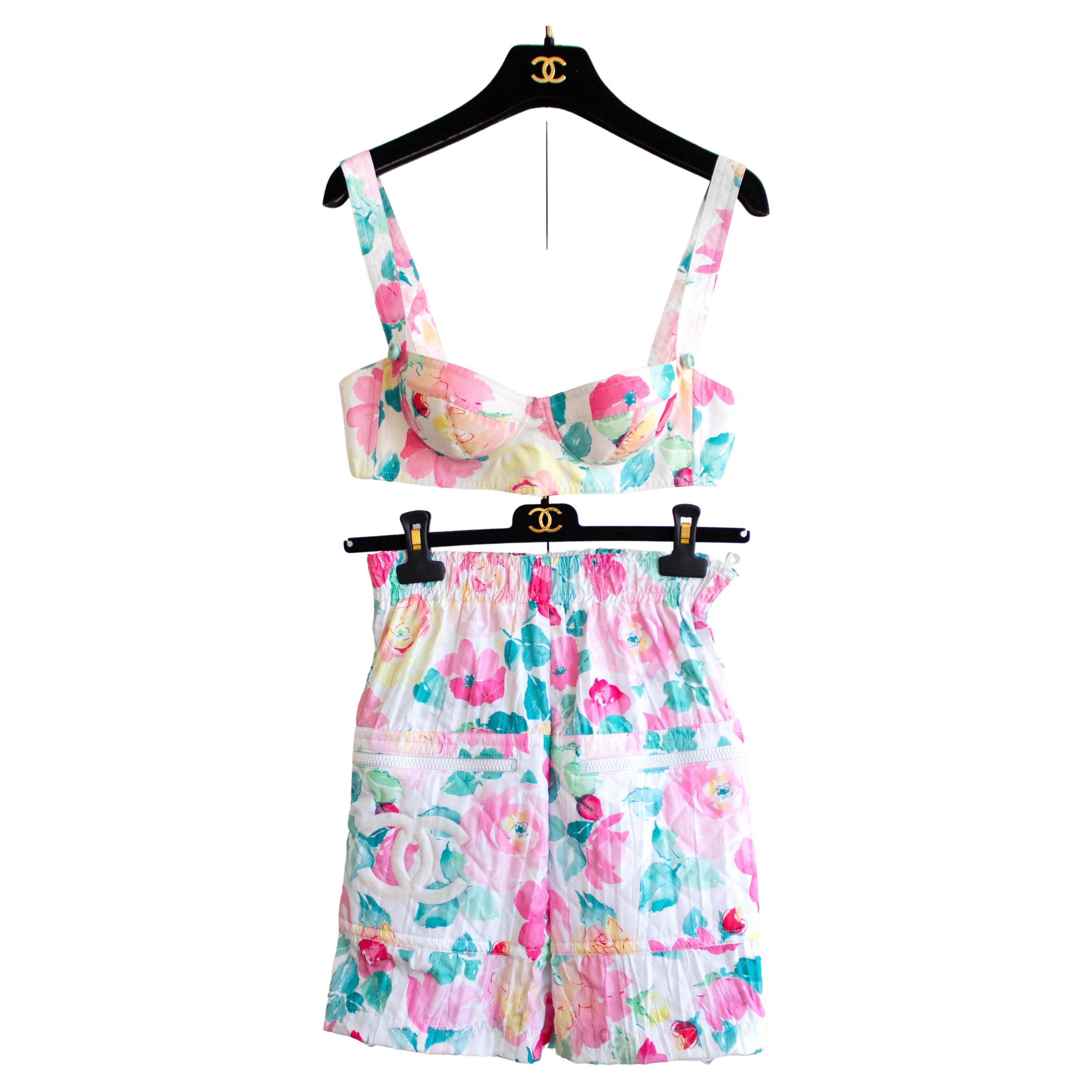 Rare Chanel Vintage Cruise 1995 Multicolor Floral Bustier Bra Shorts ...
