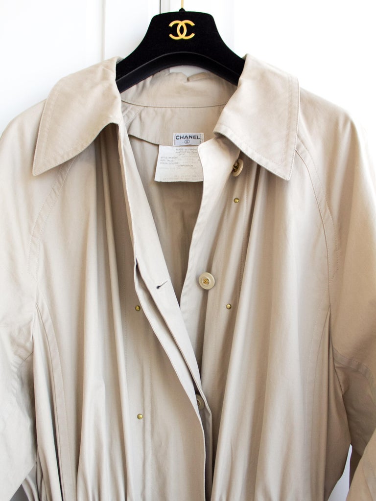 Rare Chanel Vintage Spring 1994 Beige Runway 94P Oversized Trench Coat For Sale at 1stDibs