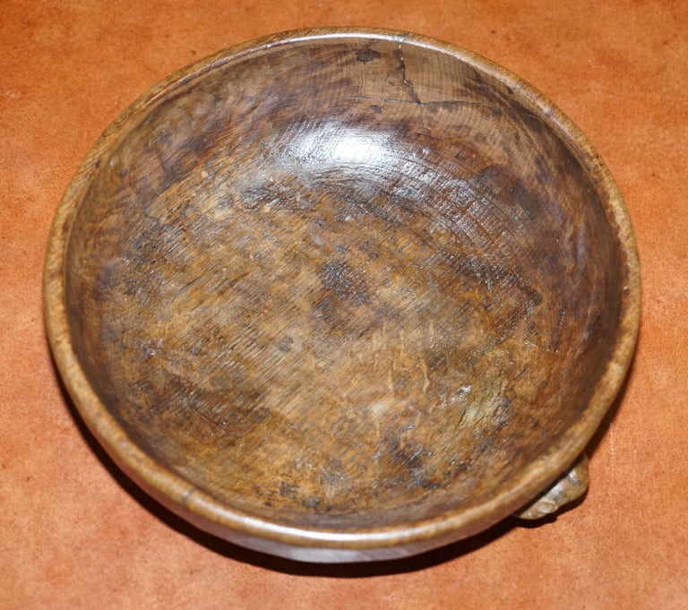 Rare circa 1950 Robert Thompson Mouseman Fruit Bowl Hand Carved Oak ...