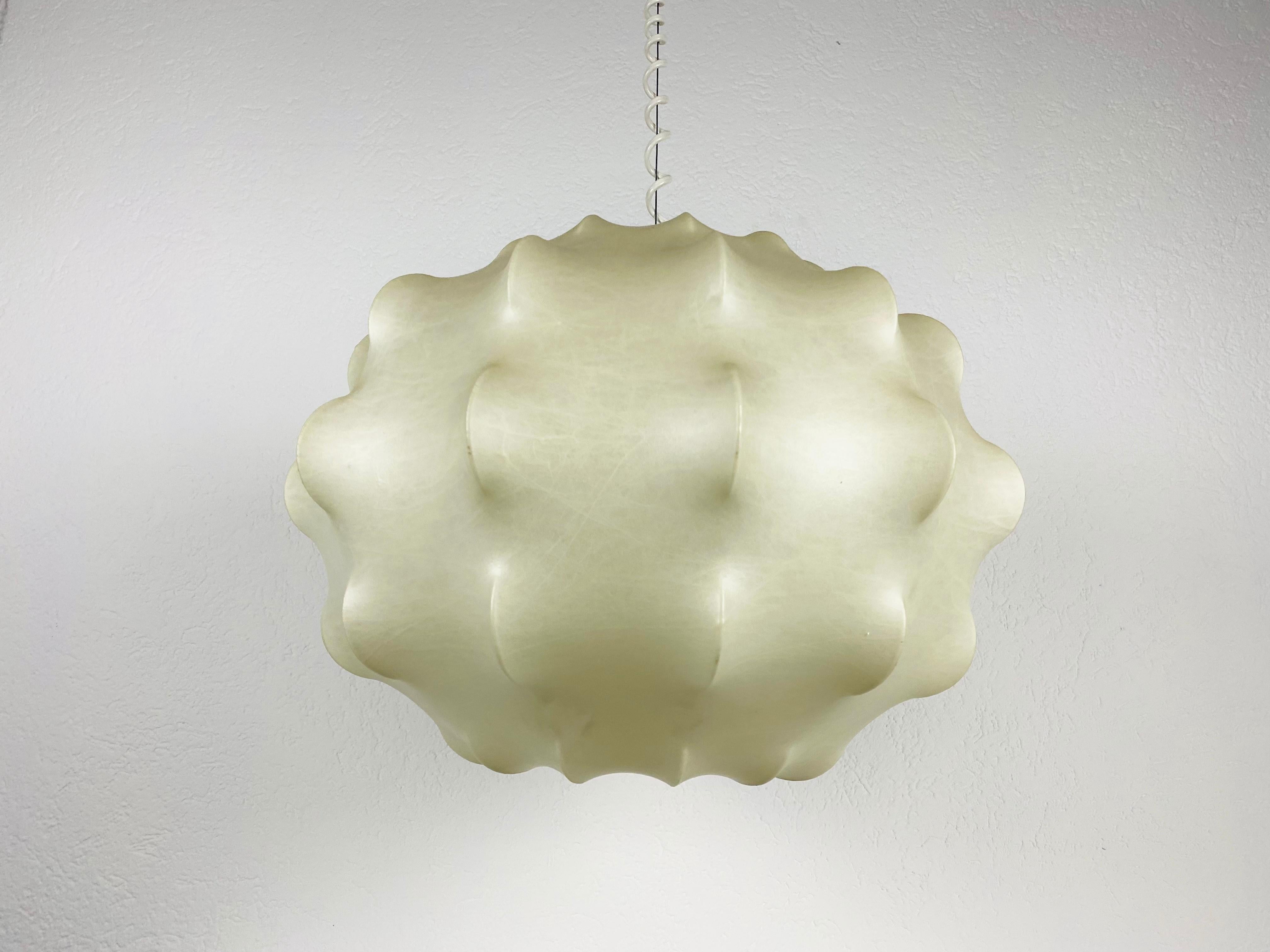 Rare Cocoon Pendant Light by Tobia Scarpa for Flos, 1960s, Italy at ...