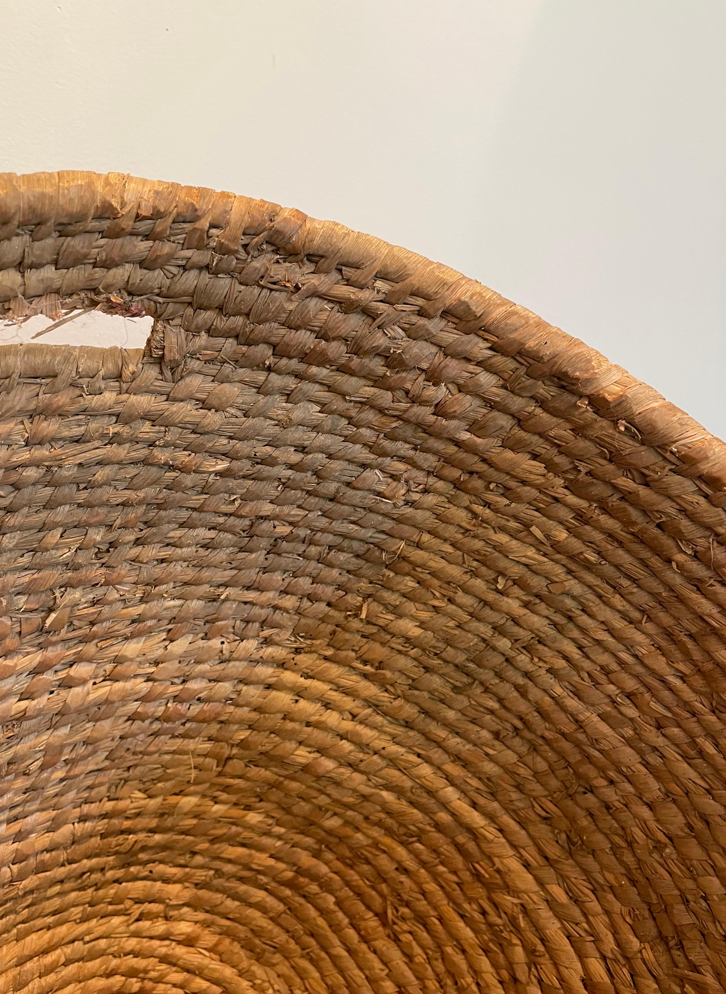 Rare Dutch Straw Bee Skep, CA 1900 at 1stDibs | bee skep for sale