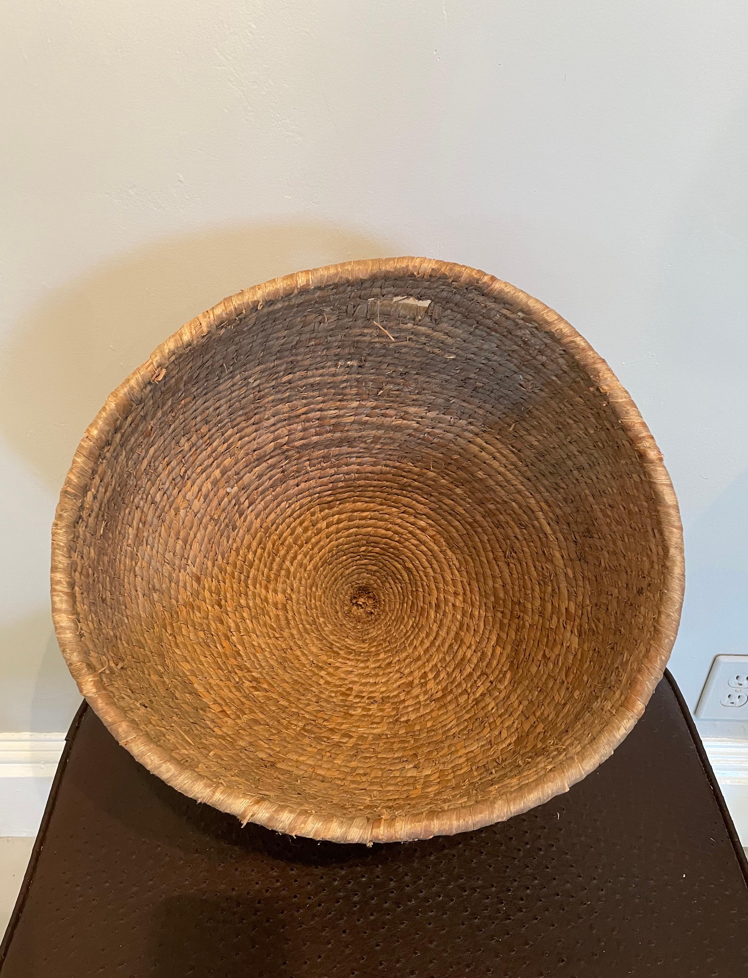 Rare Dutch Straw Bee Skep, CA 1900 at 1stDibs | bee skep for sale