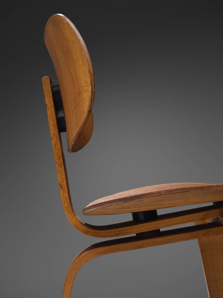 Rare Egon Eiermann Pair of SE42 Plywood Chairs For Sale at 1stDibs