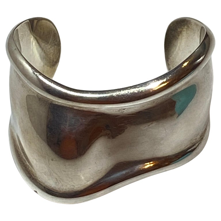 Rare Elsa Peretti For Tiffany and Co Sterling Silver Medium-Size ...