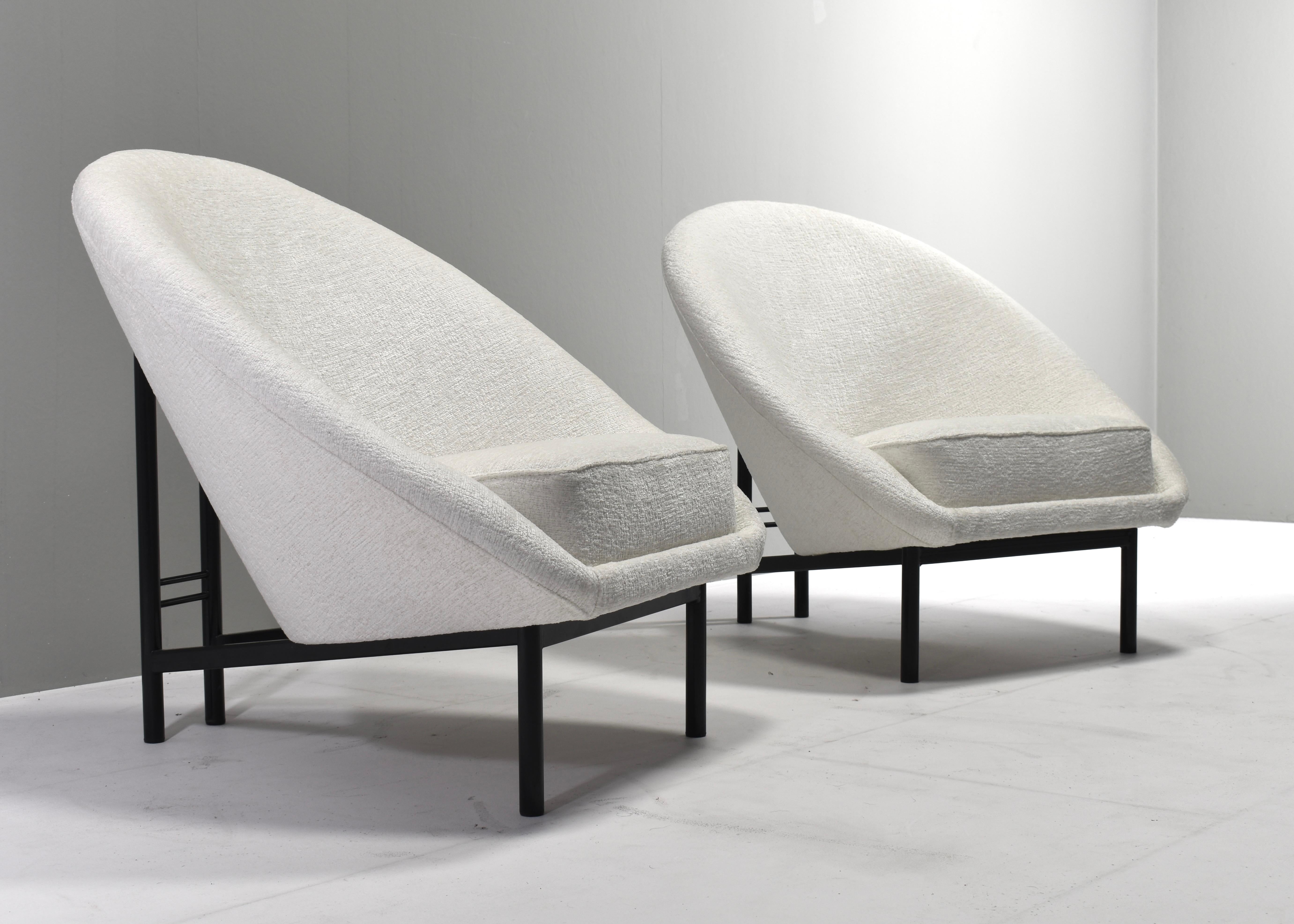 Rare F115 Armchairs by Theo Ruth for Artifort in New Upholstery ...