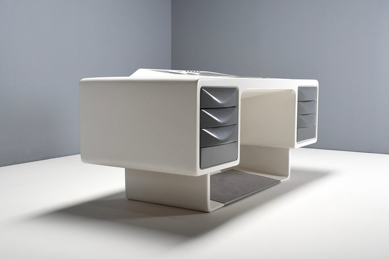 Rare Fiberglass Directors Desk by Ernest Igl for Wilhelm Werndl, 1970s ...