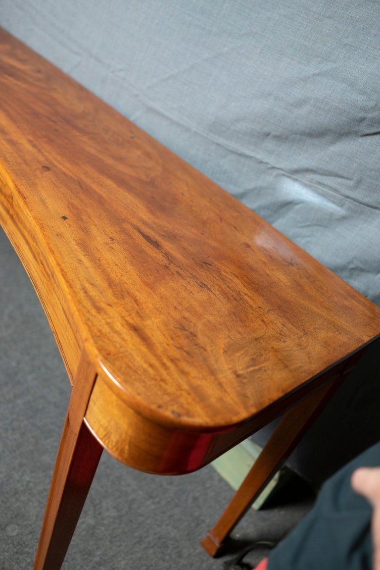 Rare George III Period Concave Front Serving Table For Sale at 1stDibs