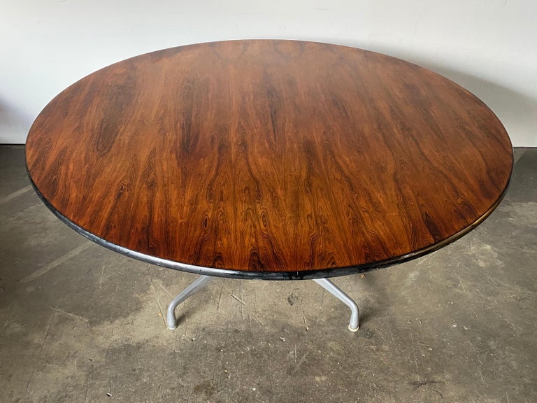 Rare Herman Miller Eames Round Dining Table in Rosewood For Sale at 1stDibs